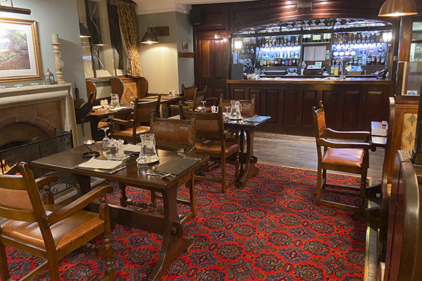 Hotels in the Cotswolds - Welcome to Stow Lodge Hotel - The Bar.